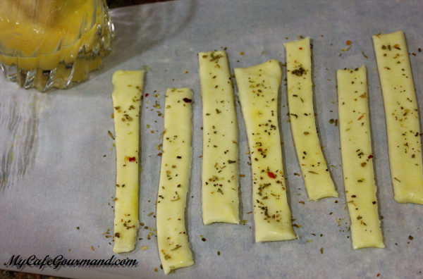 Easy Puff Pastry Cheese Sticks - My Café Gourmand